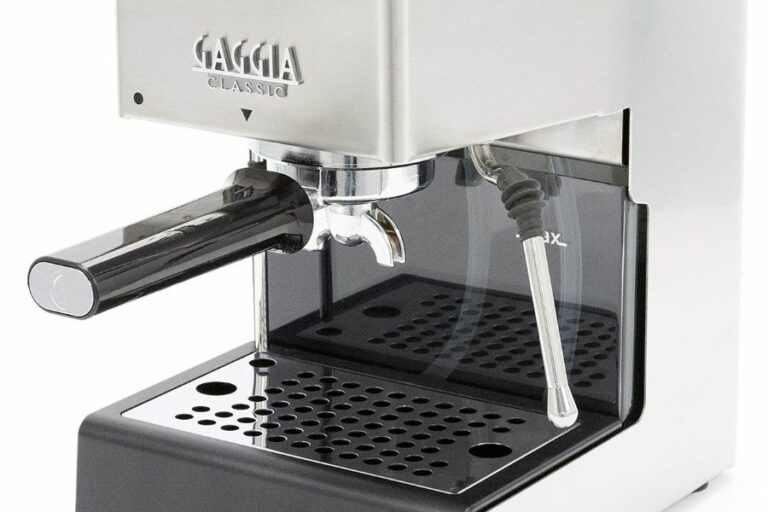 Gaggia Classic Pro Review (2023) - Still Good or a Dying Relict?